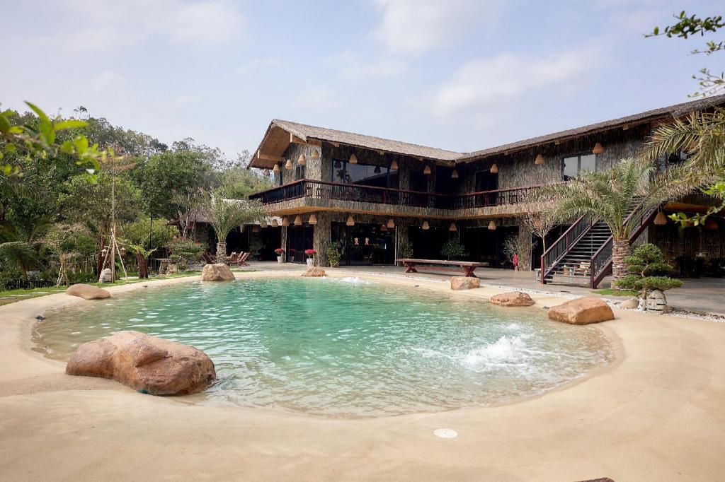 Punna Ecolodge Villa Đại Lải, Phúc Yên, Vĩnh Phúc, giá từ: 8.631.870đ ...